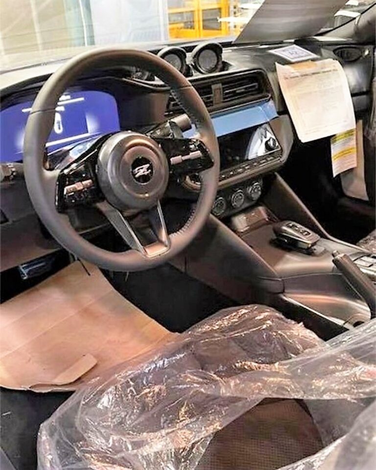 The 2022 Nissan 400Z has arrived earlier than expected! - CarThrust