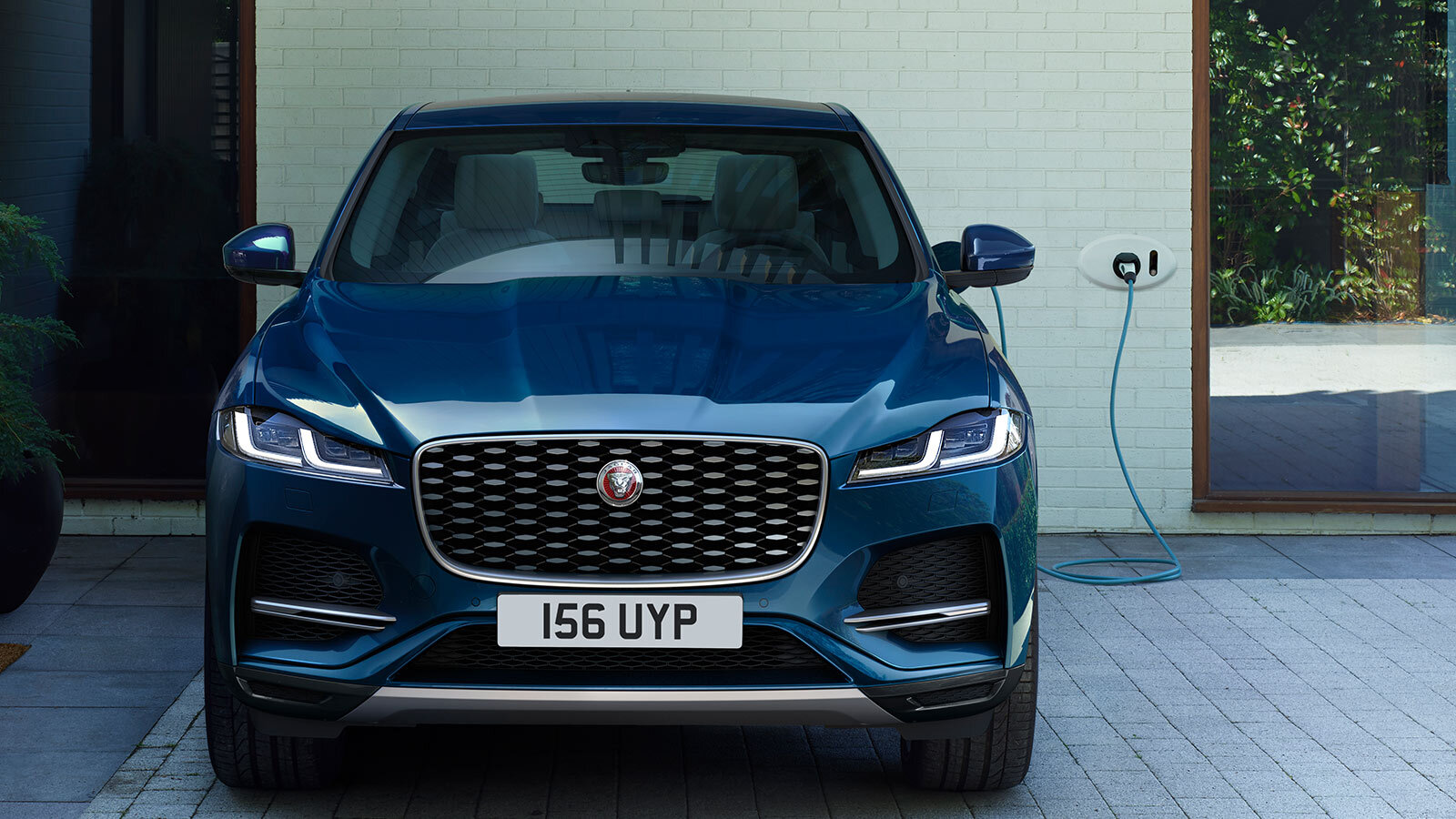 Jaguar Land Rover announces plans to reduce carbon emissions by 2030 ...