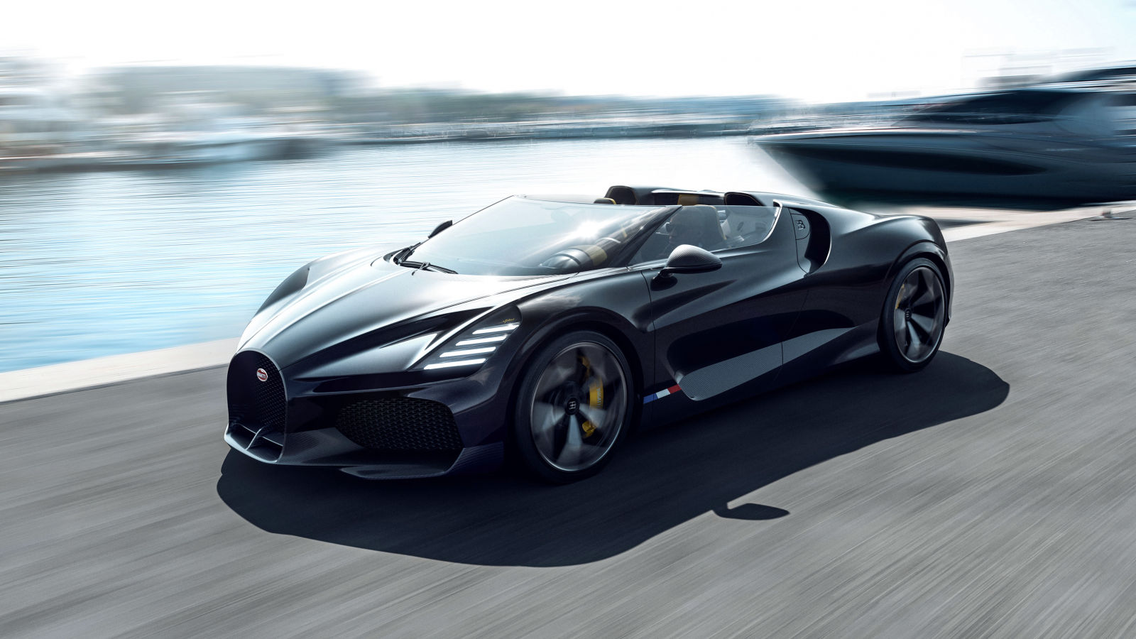 Bugatti unveils their fastest roadster - The Bugatti Mistral - CarThrust
